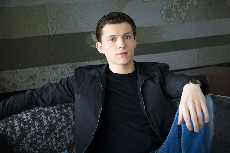 トム・ホランド来日「スパイダーマンとしての人生がもっと続けばいいな」 - 映画ナタリー