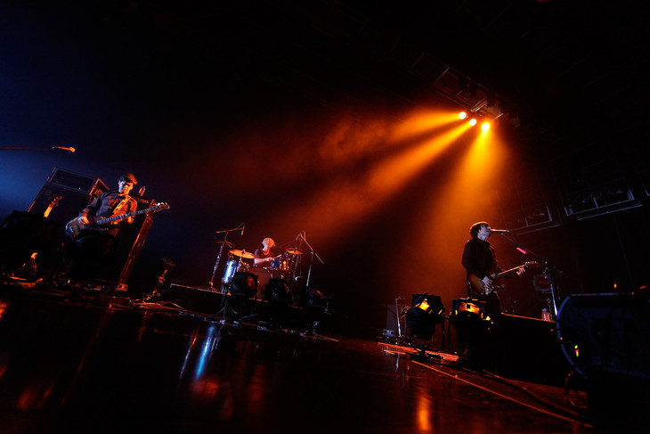 syrup16g「再発」ツアーで証明した完全復活 - 音楽ナタリー