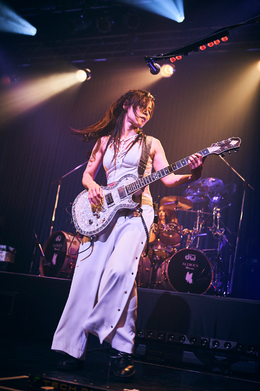 Aldious「Evoke 2010-2020」インタビュー｜変化して成長し続けるメタルバンド、その柔軟かつ剛健な考え方 (2/2) - 音楽 ...